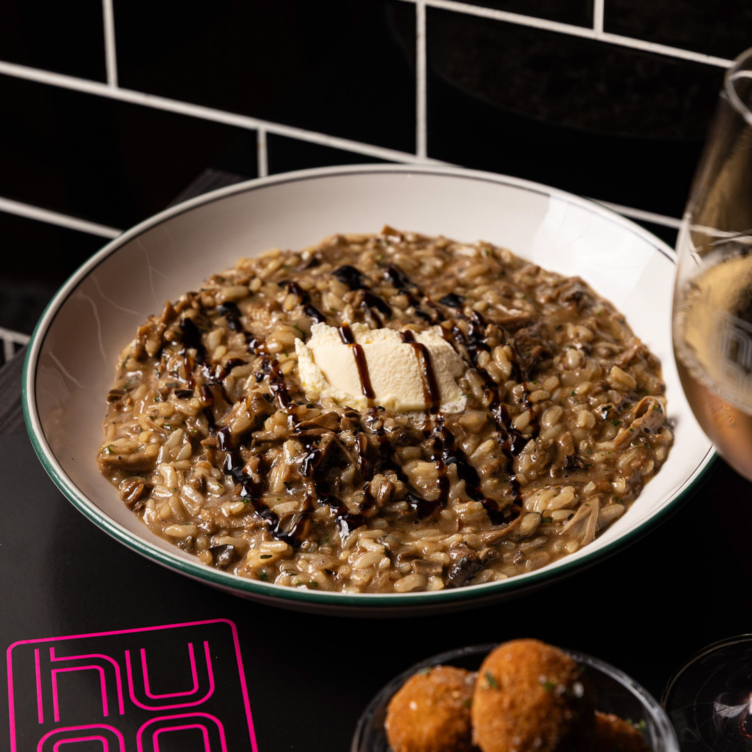 Pizza, Pasta and Cocktails in Essendon - Hugo Dining